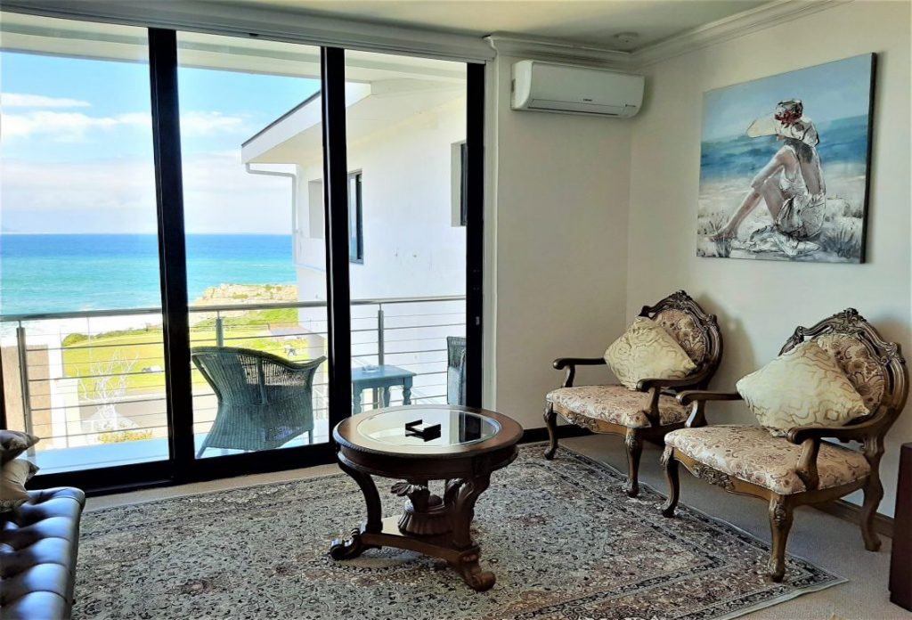 Find a room for you – Misty Waves Hotel